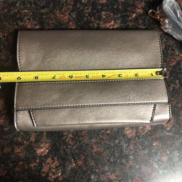 summer & rose | Bags | New Metallic Silver Clutchcrossbody Purse | Poshmark